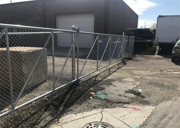 Chain Link Fence Gates: Specifications & Benefits
