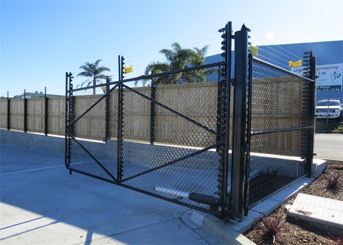 Mga Gate ng Chain Link Fence: Mga pagtutukoy & Mga Benepisyo