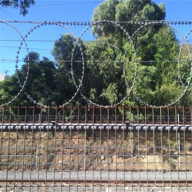 Flat Wrap Razor Wire: Effective and Compact Security Solution