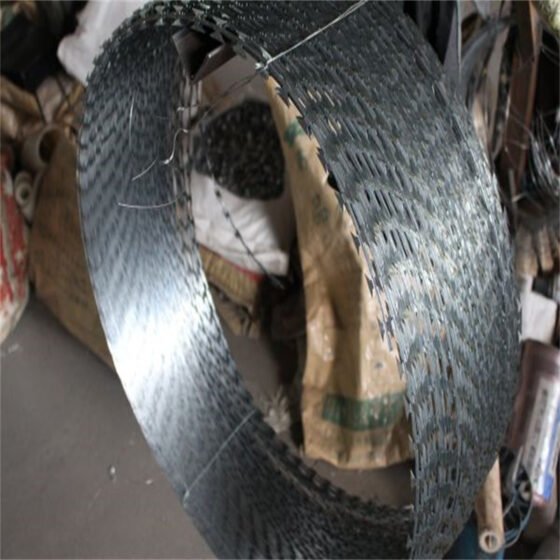 Concertina Razor Wire