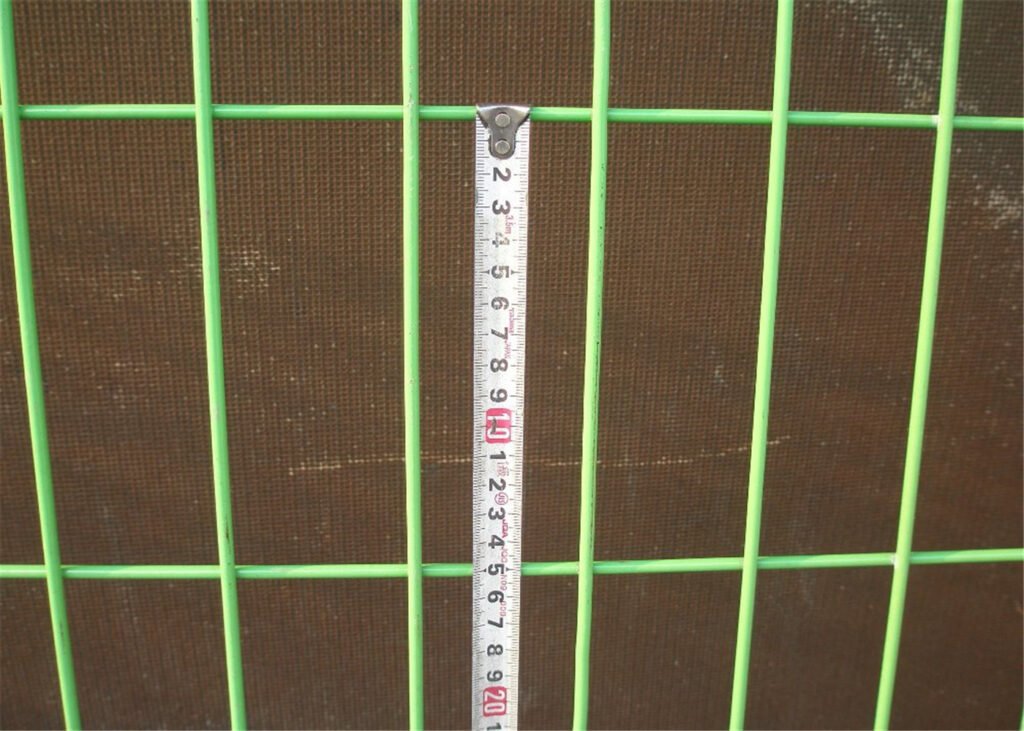 Residential Steel Matting Fence Design