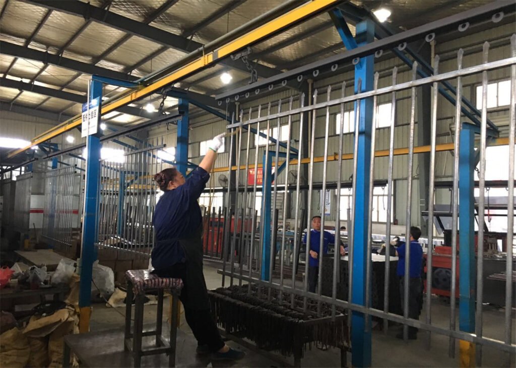 Residential Steel Matting Fence Design